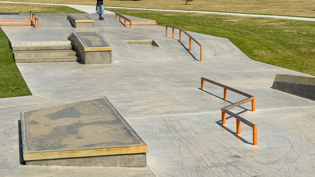 The Skatepark with the BEST Rails! - YouTube