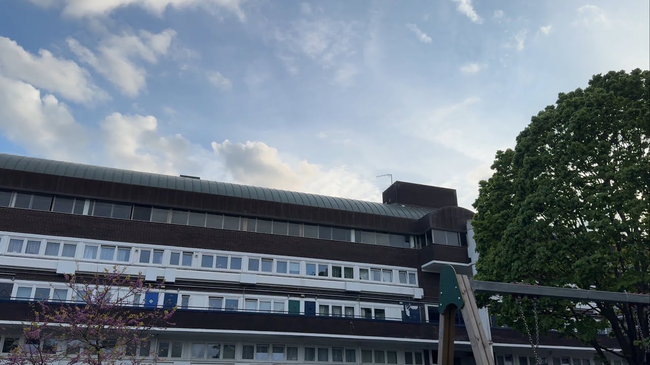 Cavok Air Antonov AN12 CVK7053 [UR-CBG] sound recording - YouTube