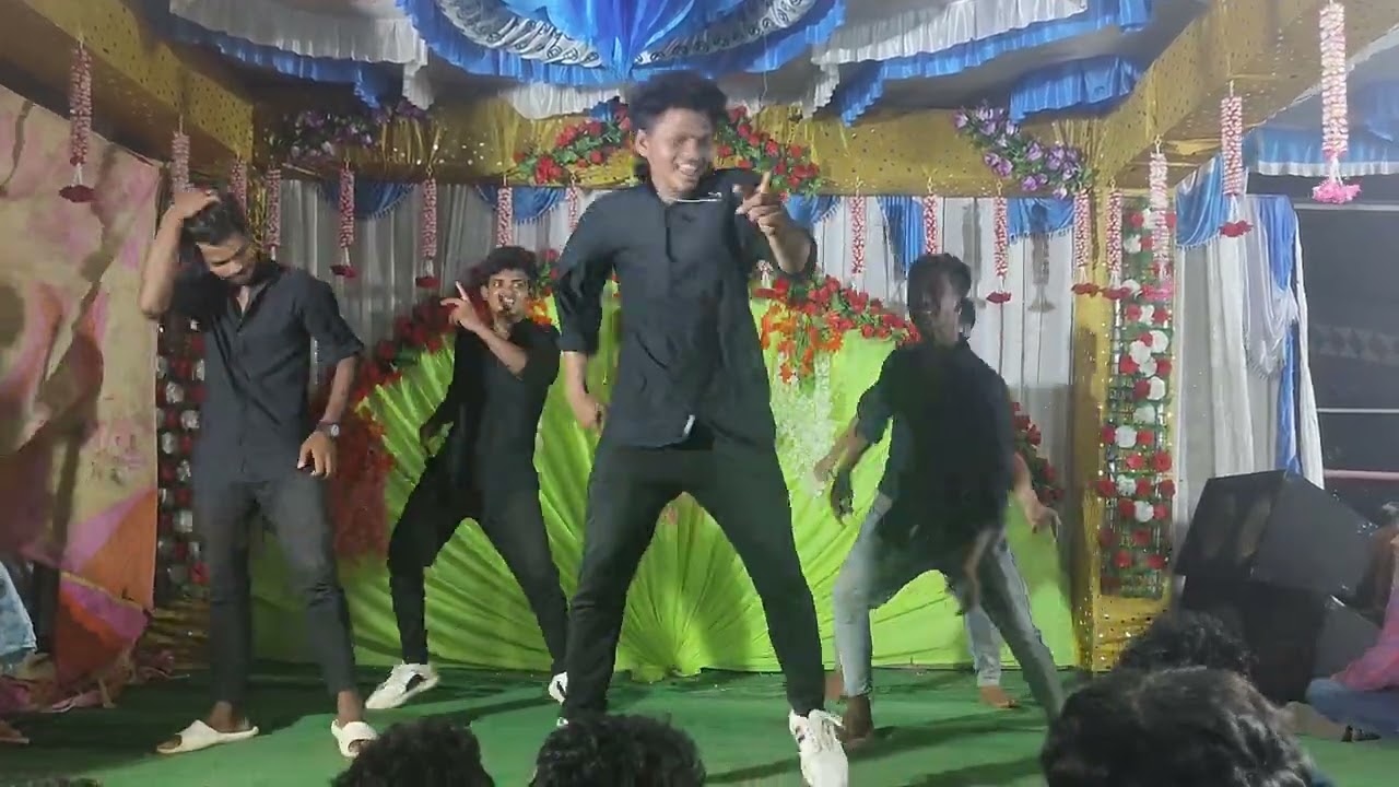 Hulalala song dance performance express raja movie song - YouTube