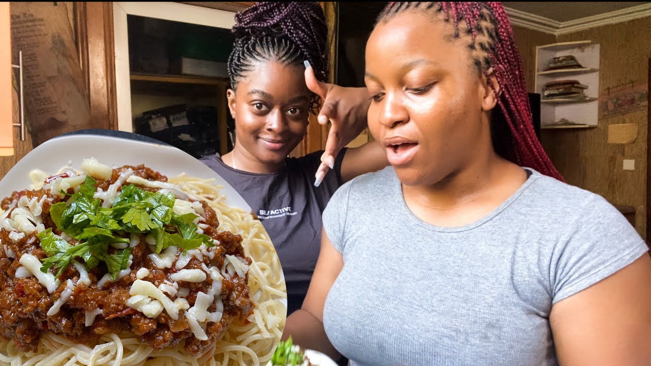 LETS MAKES SPAGHETTI BOLOGNESE NIGERIAN STYLE || COOKING WITH CHEF T ...