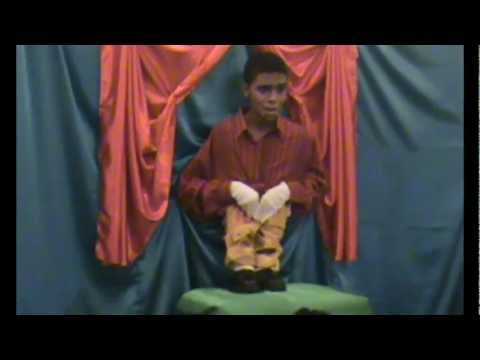FUNNY MIDGET DANCE PERFORMANCE