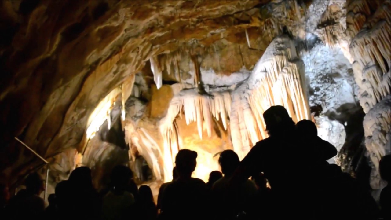 Jenolan Caves - Chifley Cave & Blue Lake - YouTube