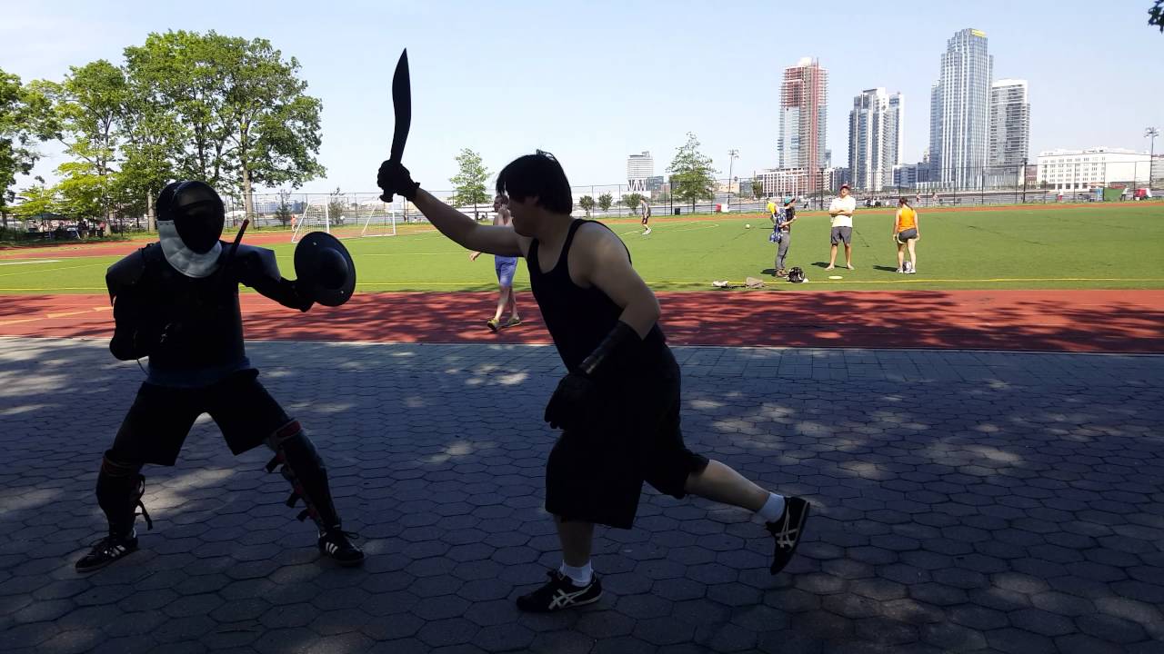 Henry Kukri vs Steven Buckler & Dagger Slow Motion - YouTube