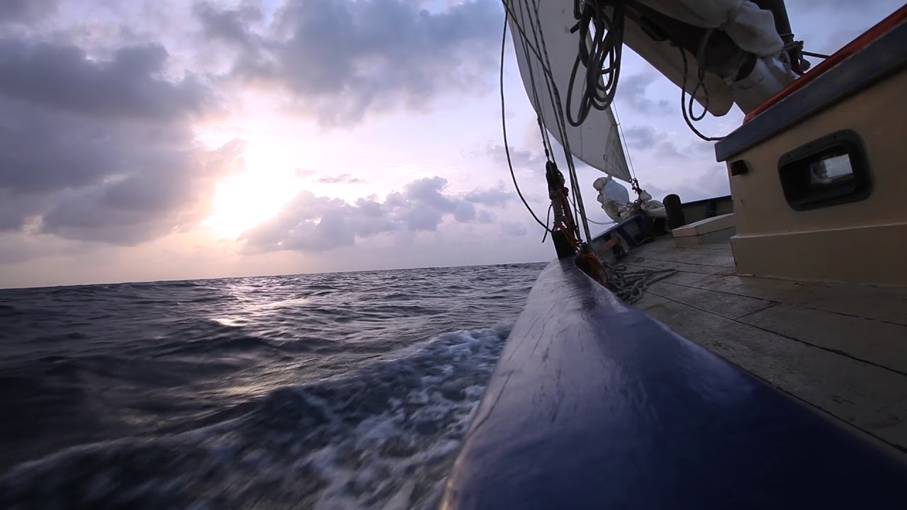 Sailing North in a traditional Carriacou Sloop - YouTube