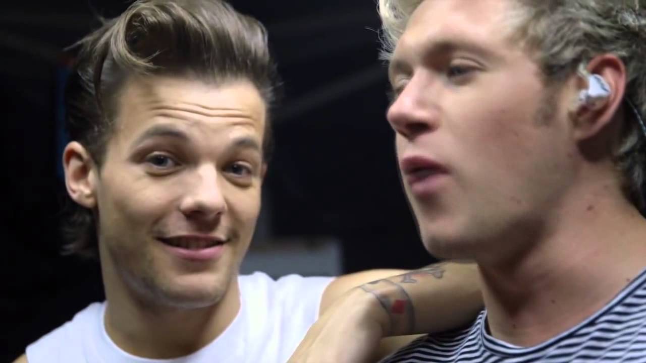 One Direction // Big Rings - YouTube