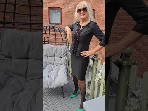 Jane Helen Over 50 | Timeless Beauty Nylons & High Heels Fashion Secrets