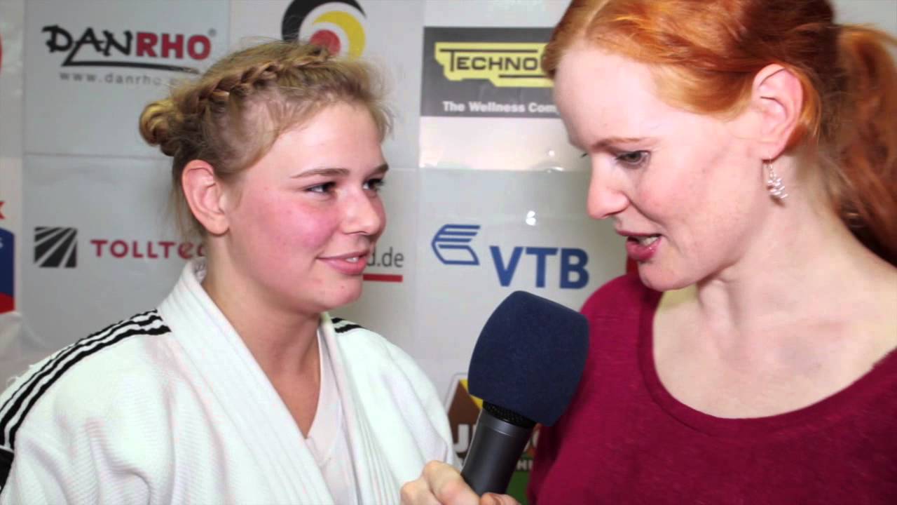 Sheena Zander im Interview - YouTube