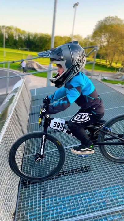 Bmx start gate! Riders ready watch the gate 🚦 #shorts - YouTube