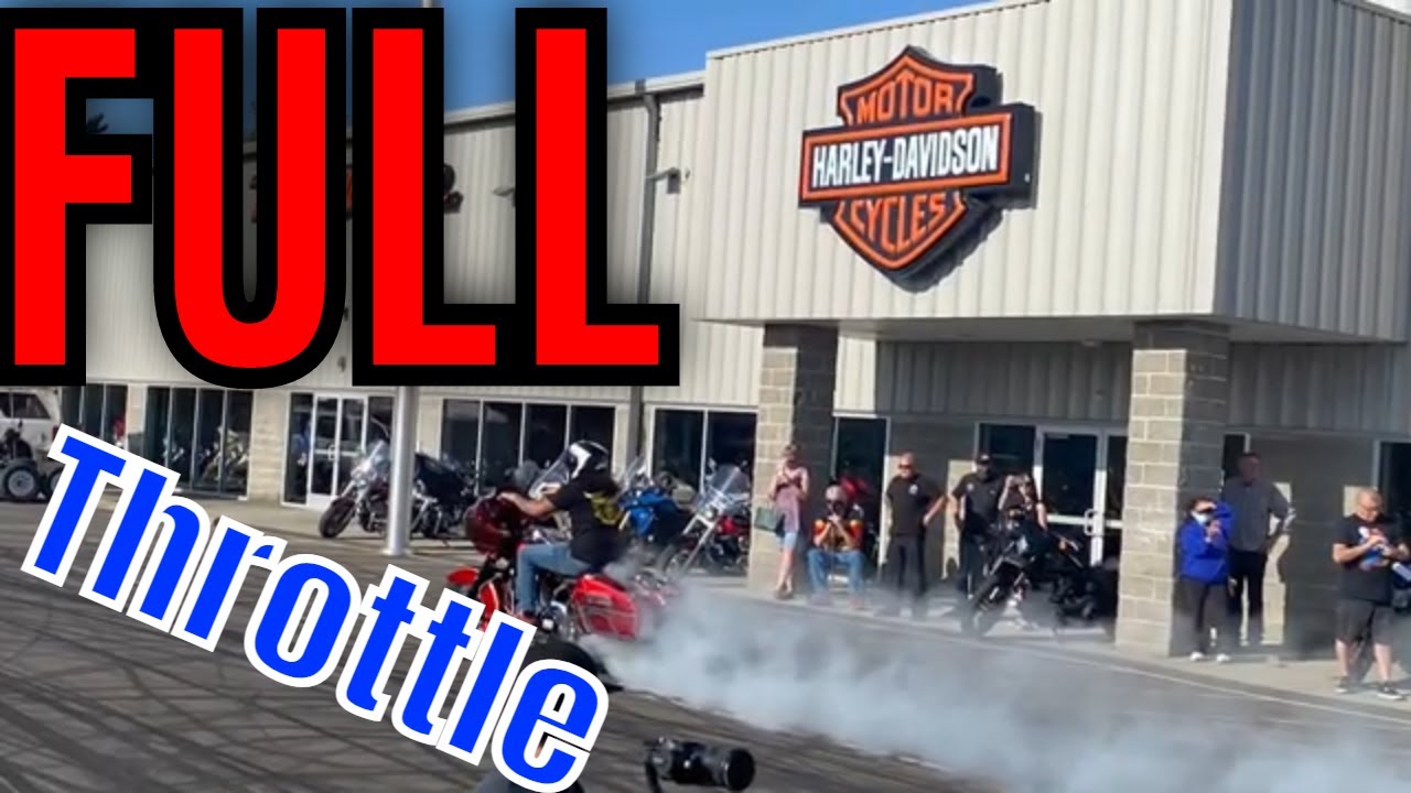 Harley Davidson Motorcycle Stunt Show 2021 Bikes , Burnouts, Wheelies ...