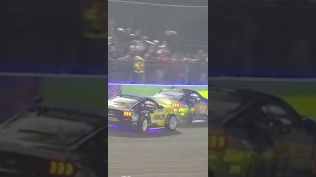 RTR FD Battle James Deane Vs Chelsea Denofa #formuladrift #shorts - YouTube