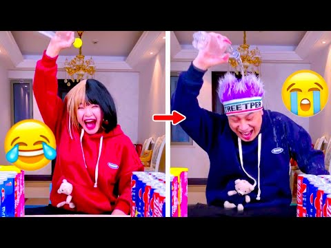 Family Games | How did Mom keep the water from spilling out! #funny #partygame #challenge
