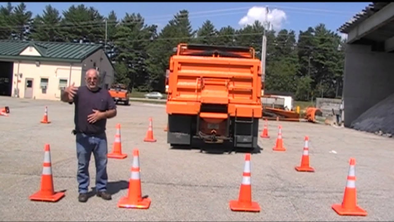 NH DOT Alley dock skill tool box - YouTube