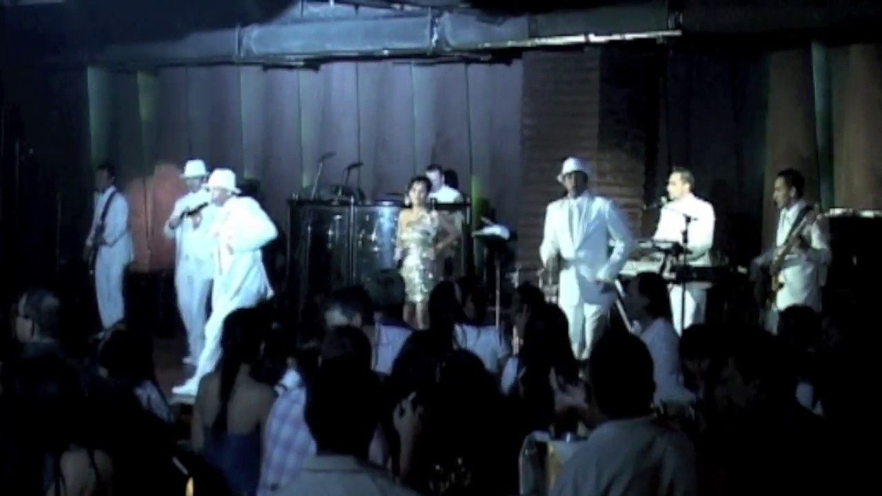 SHIOK CREW Band MULIA HOTEL CJ'S BAR - YouTube