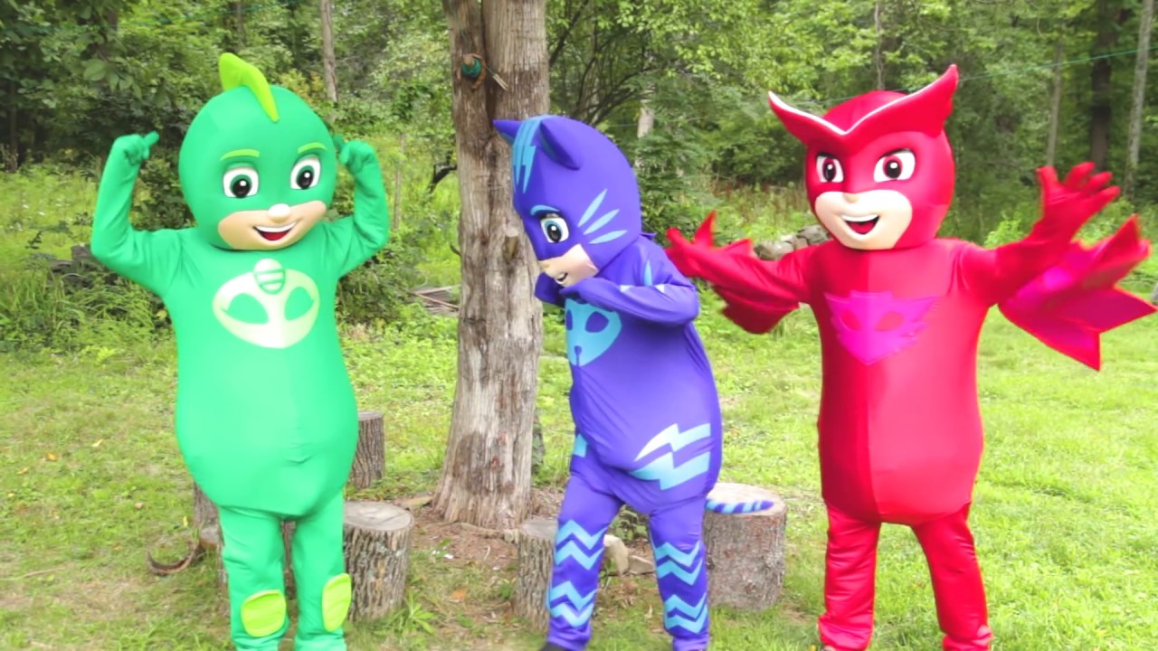 PJ Masks In Real Life Pirate Ship Captain Hook, Trolls Movie, Paw ...