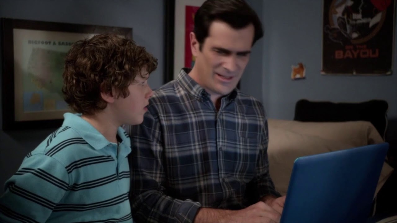 Modern Family Funniest Moments #5 - YouTube
