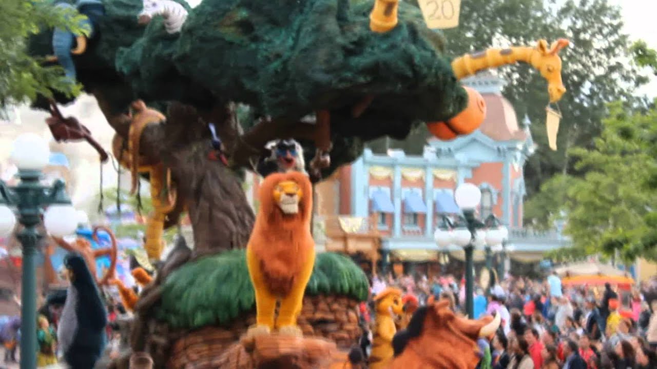 Illuminati In Disneyland Paris? - YouTube