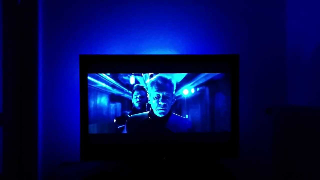 Raspberry Pi Ambilight - YouTube