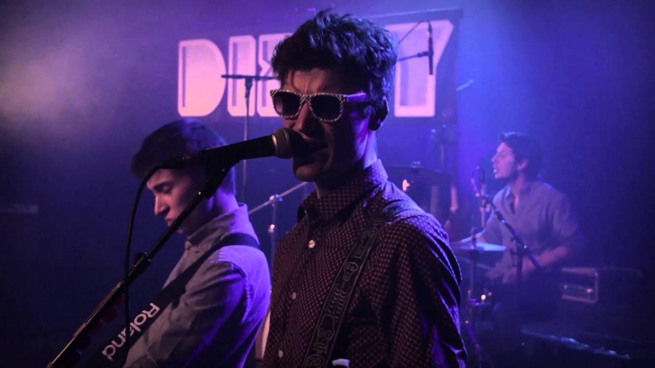 Dizzy Sticks - Let's Get The Rock (live) - YouTube