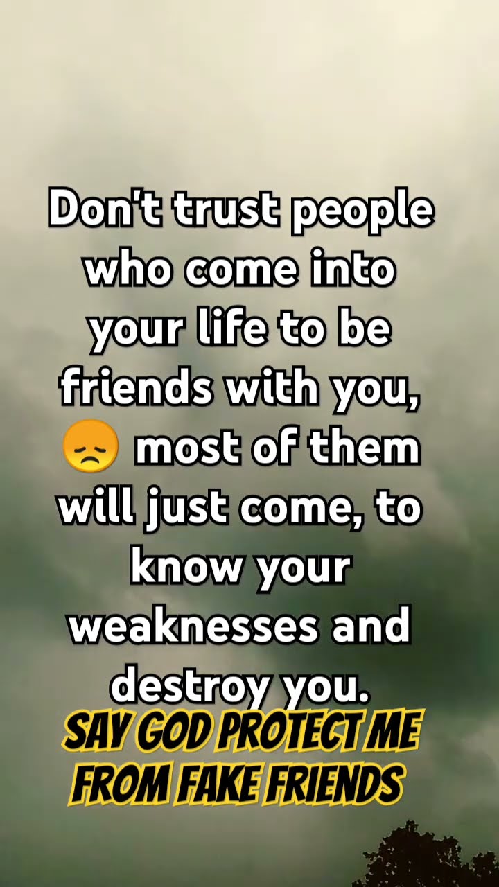 Avoid fake friends @KellyKatusiime#godisfaithful #gospelsongs # ...