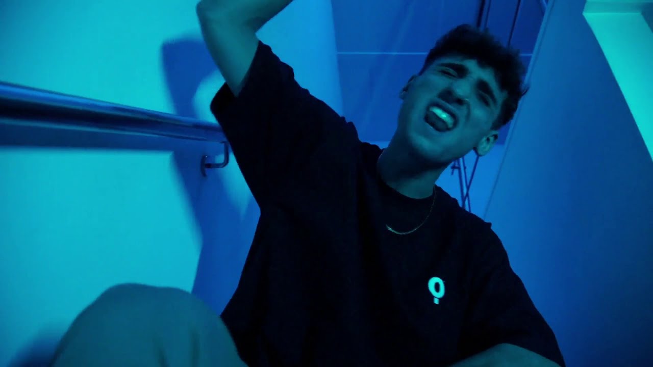 REY WILLY - DROP TOP (OFFICIAL VIDEO) - YouTube