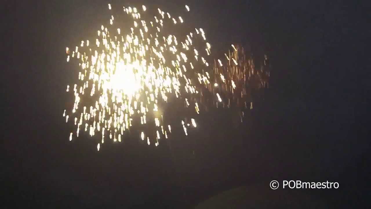 Crown Collection Shell Head Rocket 3 Pack Firework - YouTube