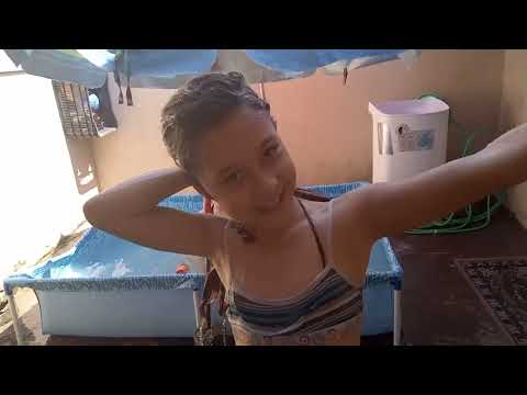 rotina da tarde na piscina
