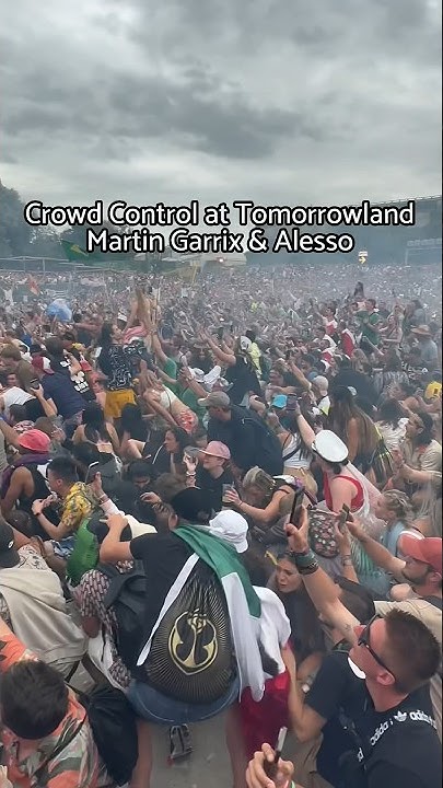 Martin Garrix B2B Alesso Tomorrowland 2023 - YouTube