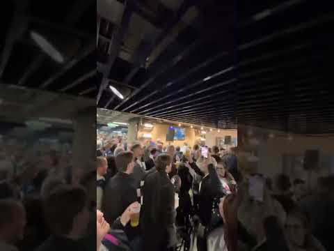Spurs fans singing hey Jude/stop crying arteta - YouTube