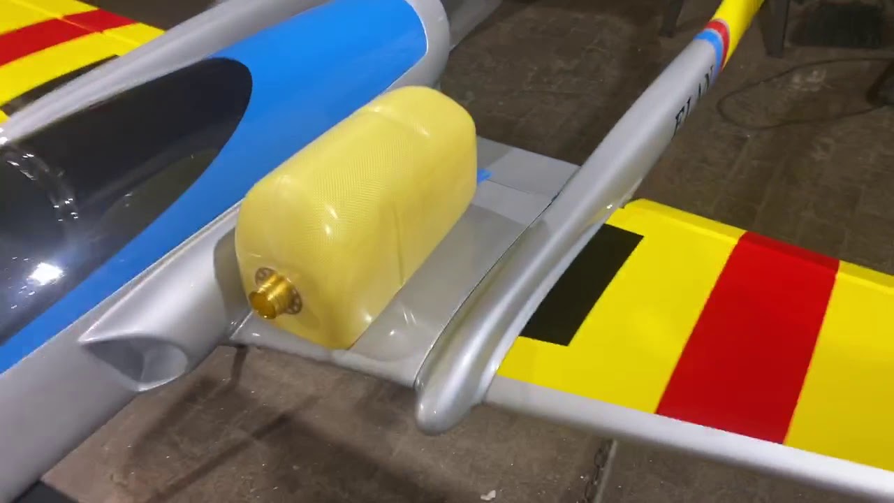Boomerang V2 Elan Fly Navy scheme walk around . - YouTube