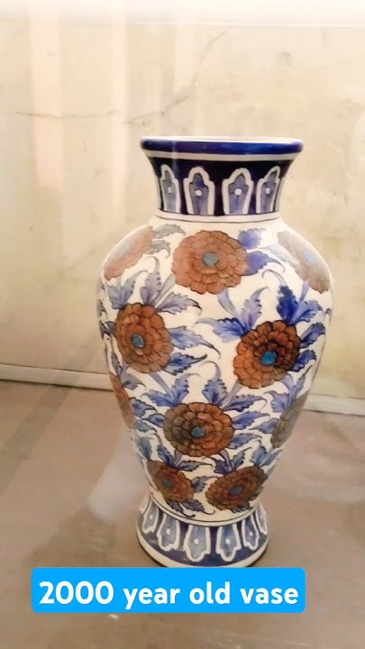 2000 year old vase - YouTube