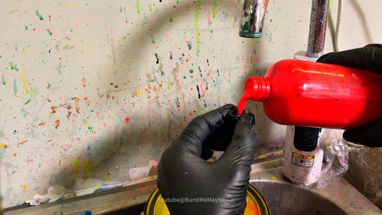 Cross Explosion! ️ Filling & Popping 12 Rainbow Water Balloons 🌈💧 ...