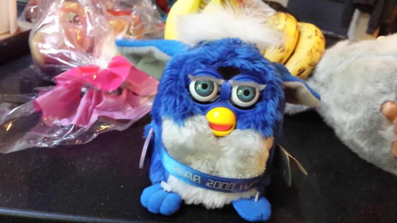 Furby Making Really Creepy Sounds Then Turns Off This Furby Is Scary Like Its Haunted Youtube