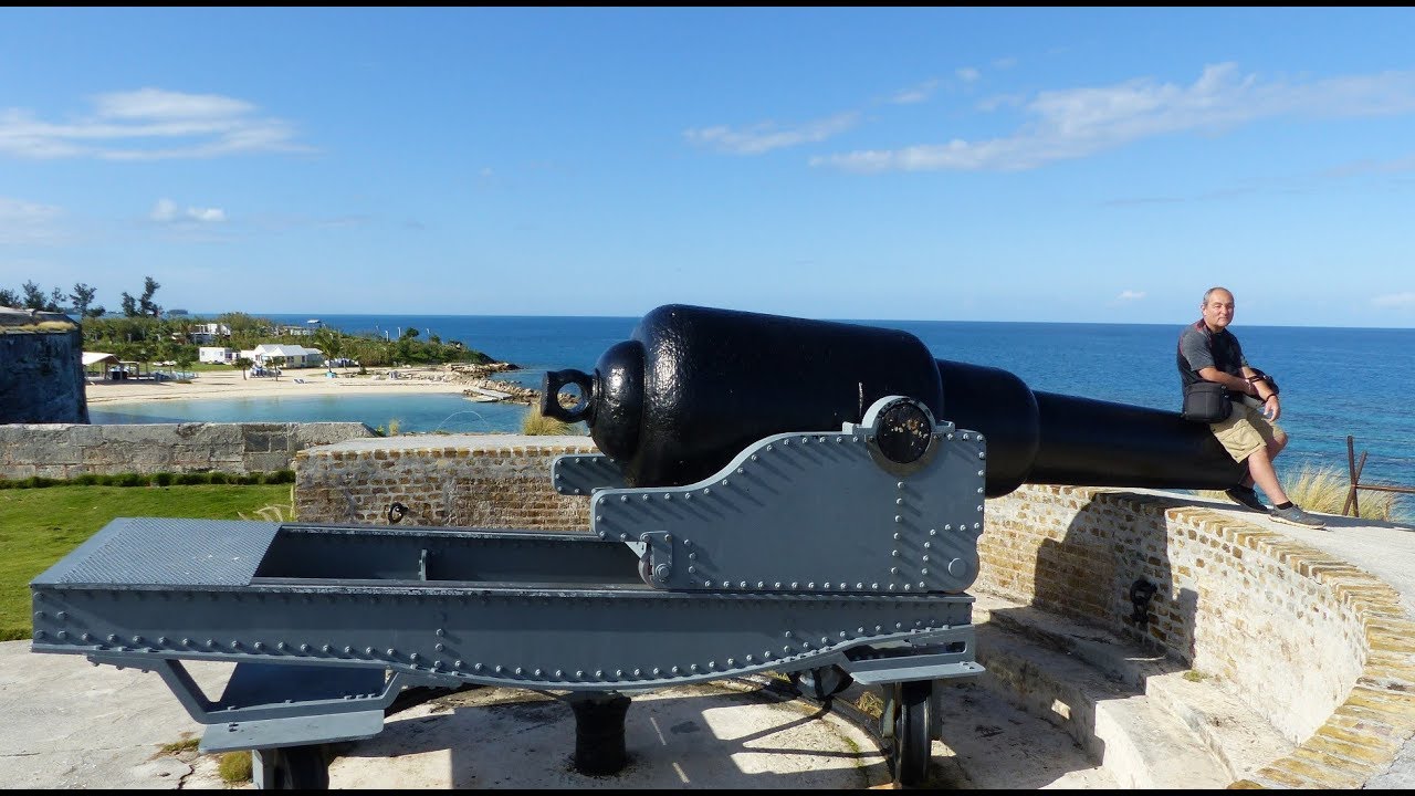 OUTSIDE TOUR - NATIONAL MUSEUM OF BERMUDA - ROYAL NAVAL DOCKYARD ...
