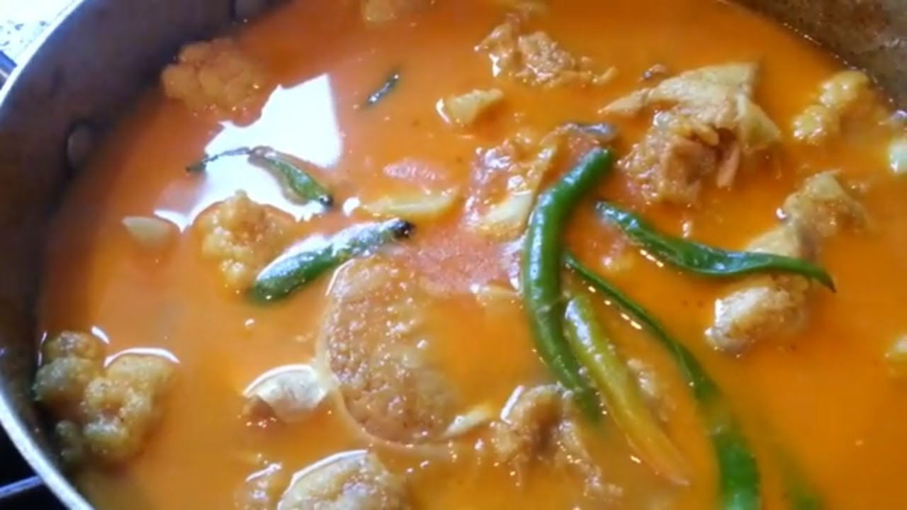 Ayer mass tarkari gobi boneless fish curry with cauliflower traditional ...