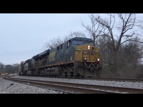 CSX ES40DC 5227 w/ Nice Crew Leads Automotive Q210-04 on 2/4/22 - YouTube