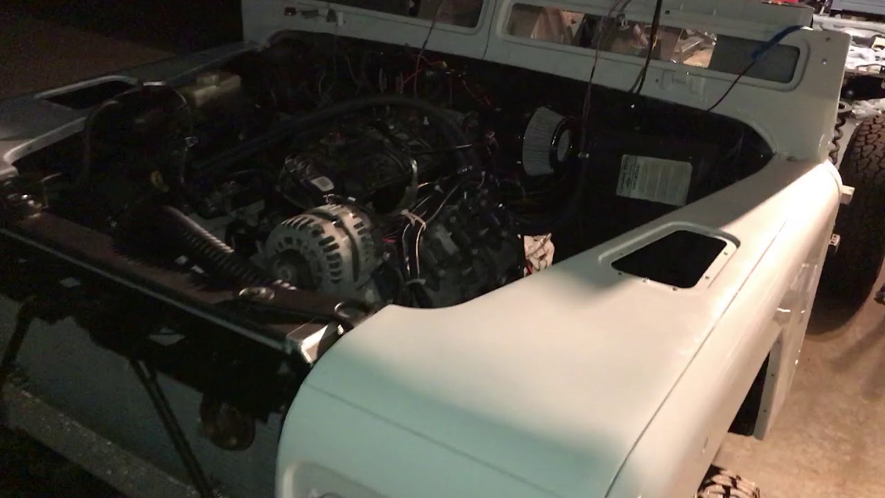 Land Rover Defender ls3 swap - YouTube