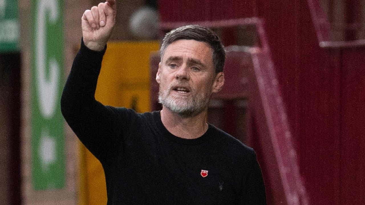 Graham Alexander reacts to win over Ross County - YouTube