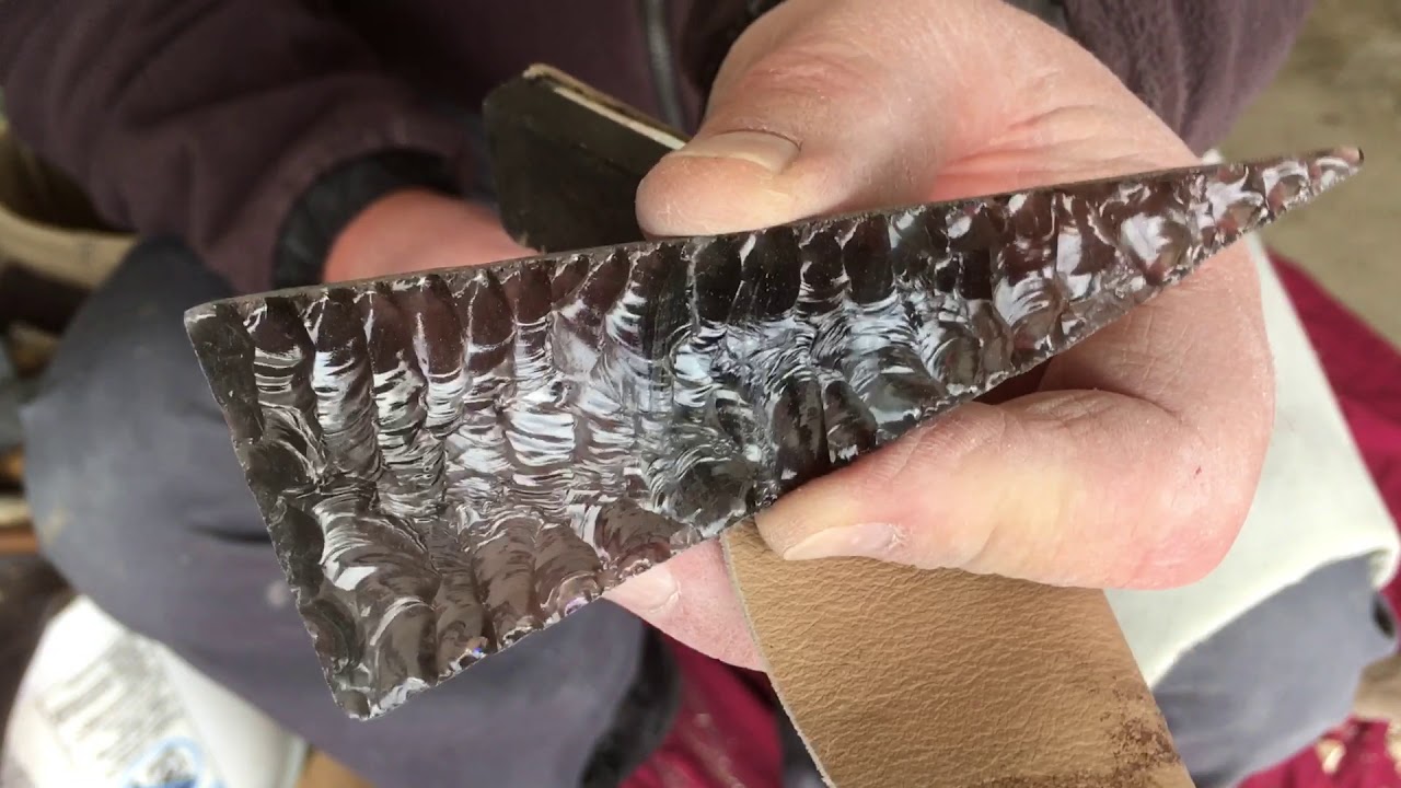 Pressure flaking a slab 2/3 - YouTube