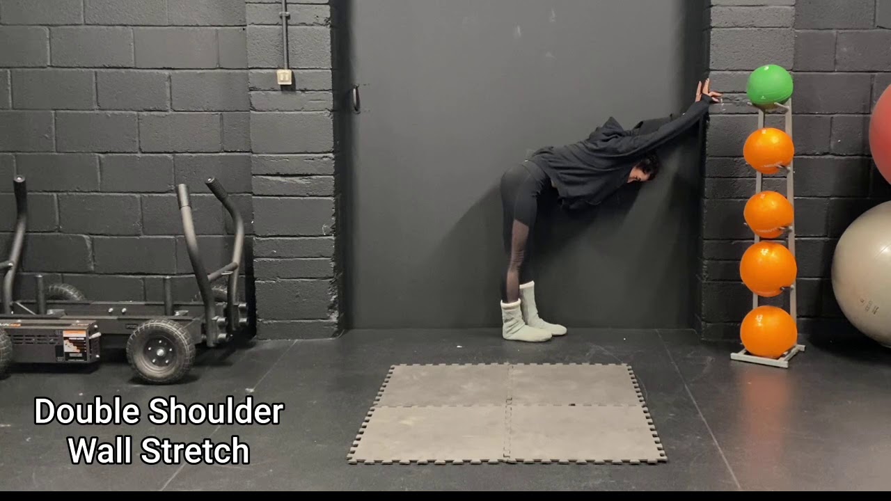 Double shoulder wall stretch - YouTube
