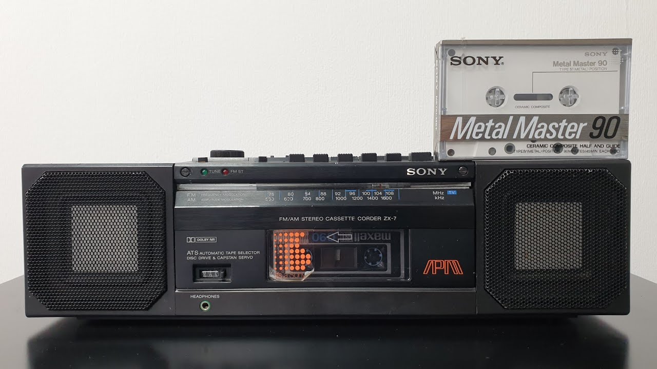 Магнитофон SONY ZX-7 - YouTube