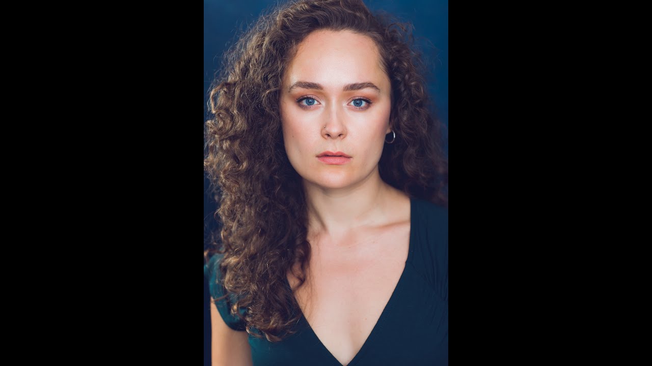 Emily Fink sings "I Dreamed a Dream" from Les Miserables - YouTube