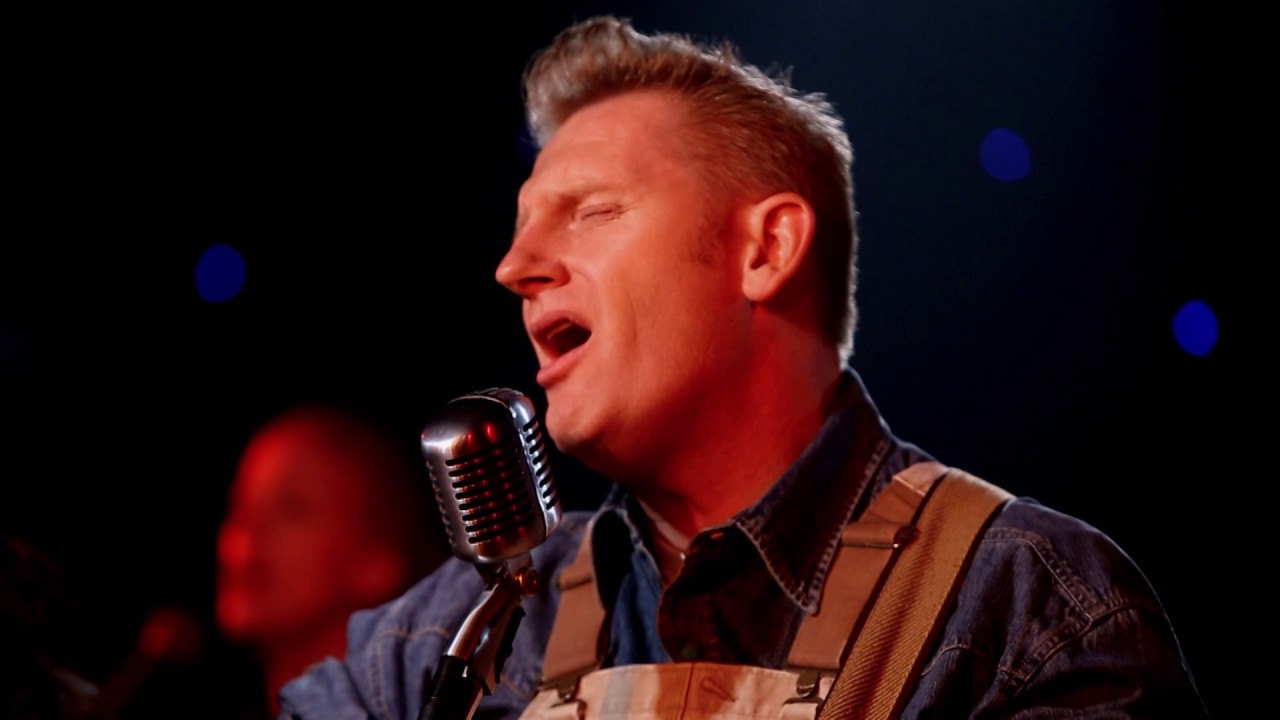 Rory Feek and Crew Remember Season 2 of "The Joey+Rory Show" (30secs ...