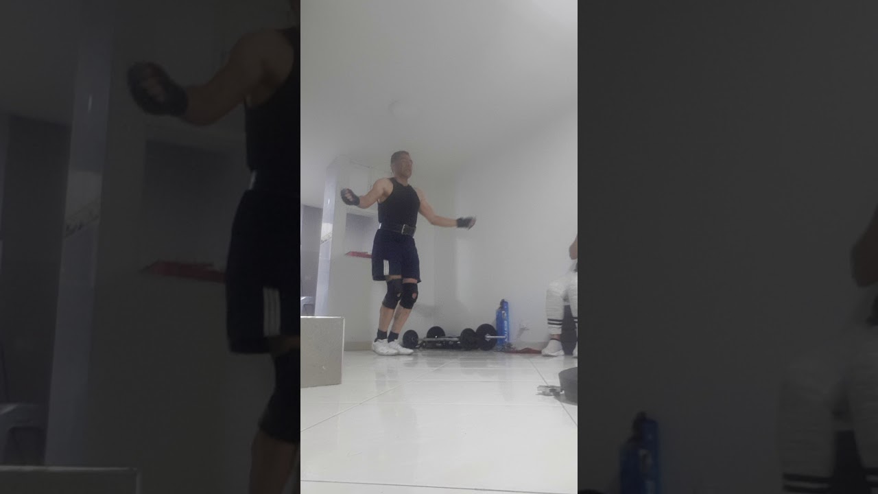 Salto de lazo uno de los buenos ejercicios para trabajar todos los ...