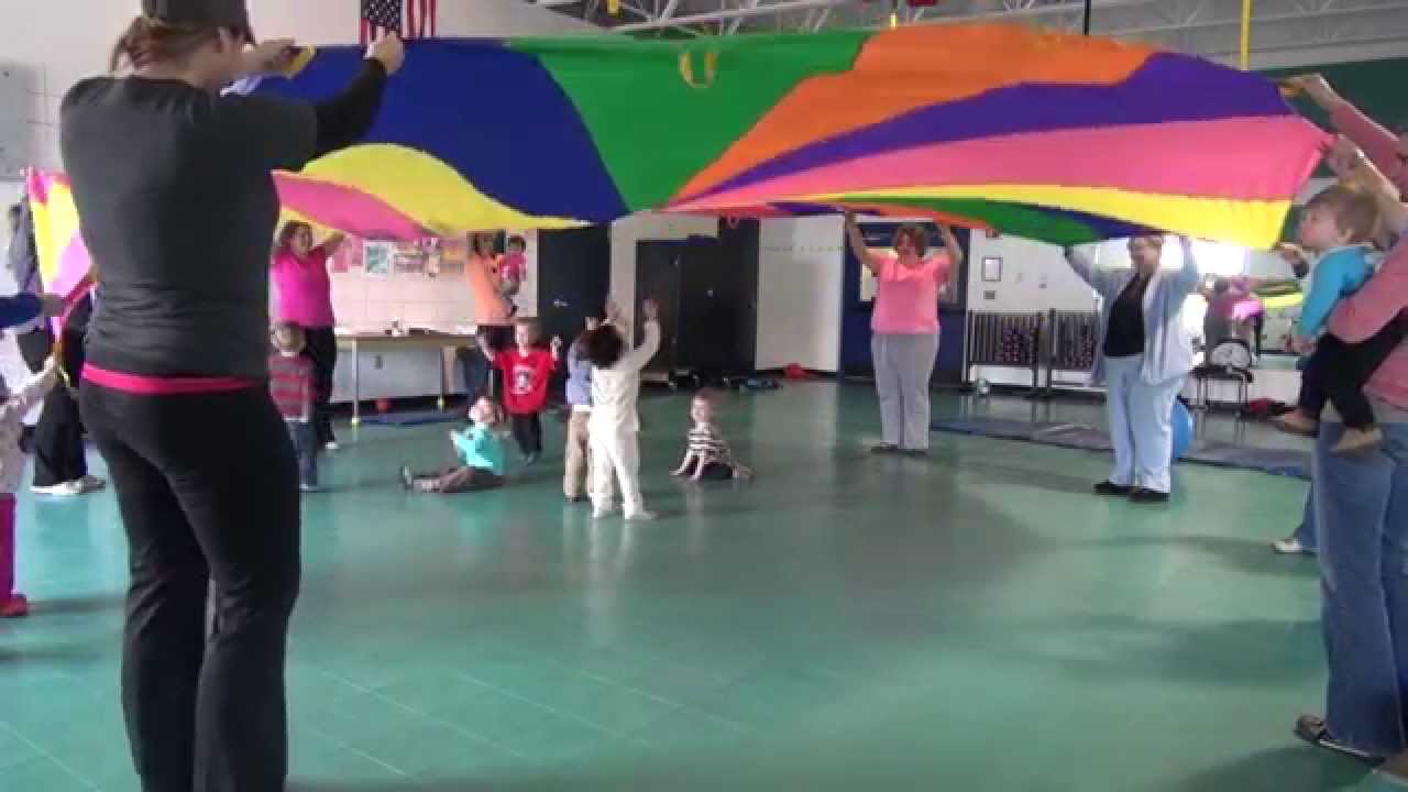 YMCA Giggle, Wiggle, Splash - YouTube
