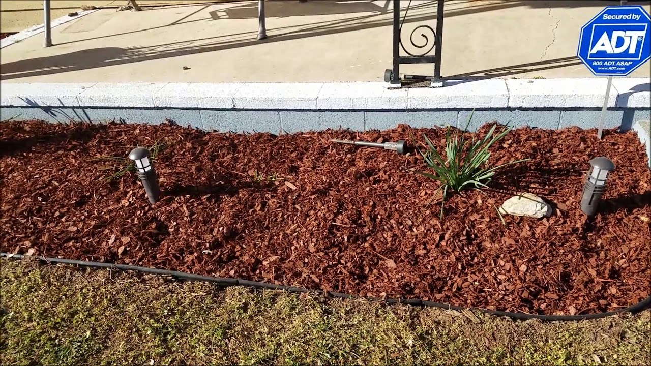 Quick mow/small landscape job - YouTube