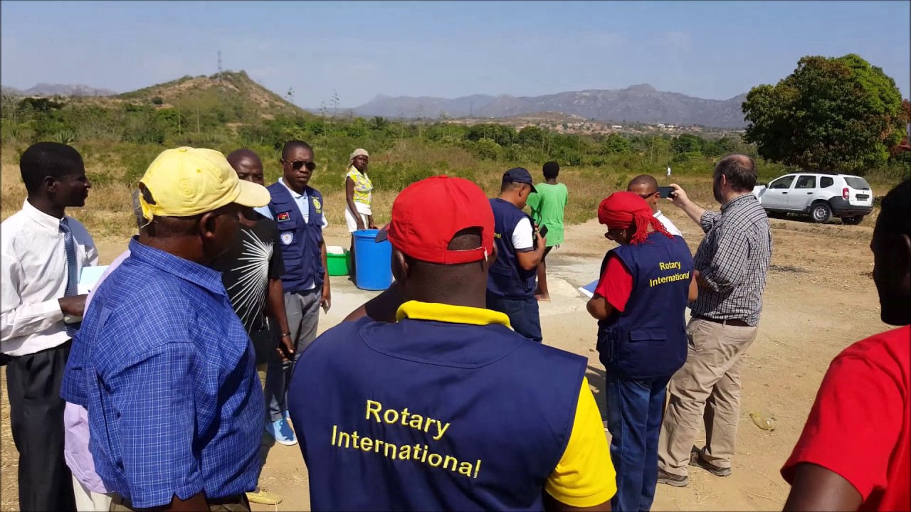 Rotary International Clean Water Project - Rotary Clube do Lobito - YouTube