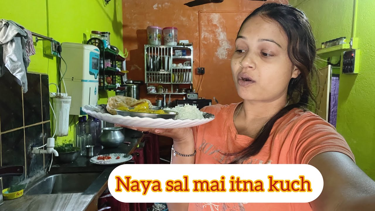 Naya Sal mai Ukhra market mai itna bhi 😇 #vlog #vlogvideo #happynewyear - YouTube