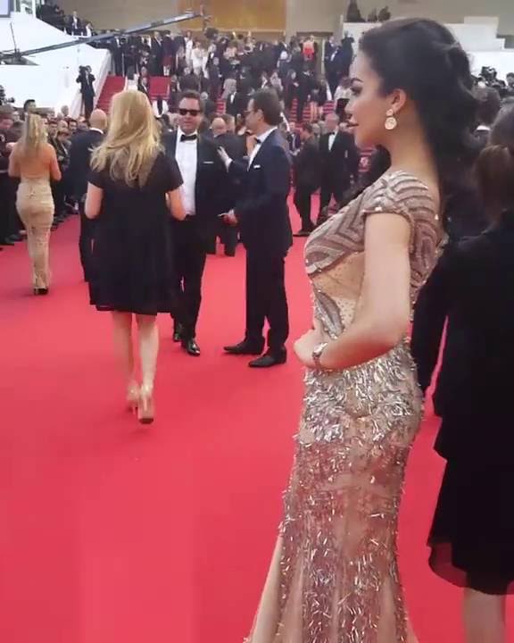 Iman Lopez adorns the red carpet in Cannes - YouTube