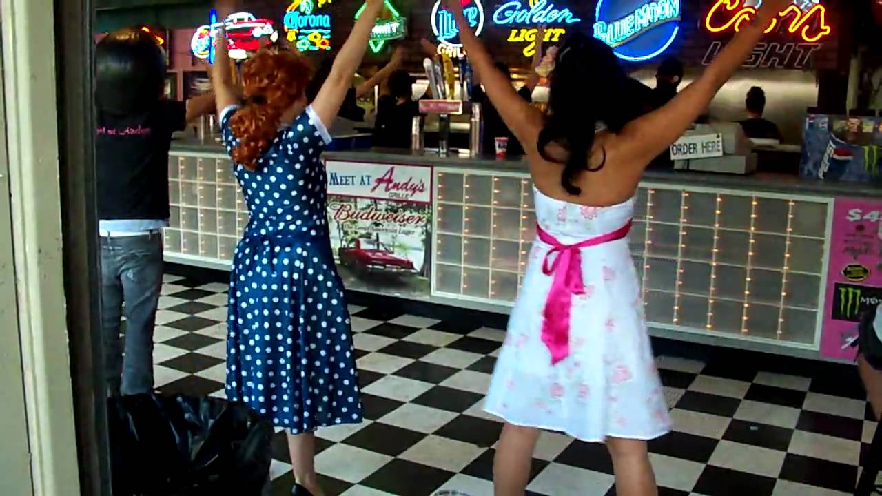 Grease lightning dance at Andy's Grille - YouTube