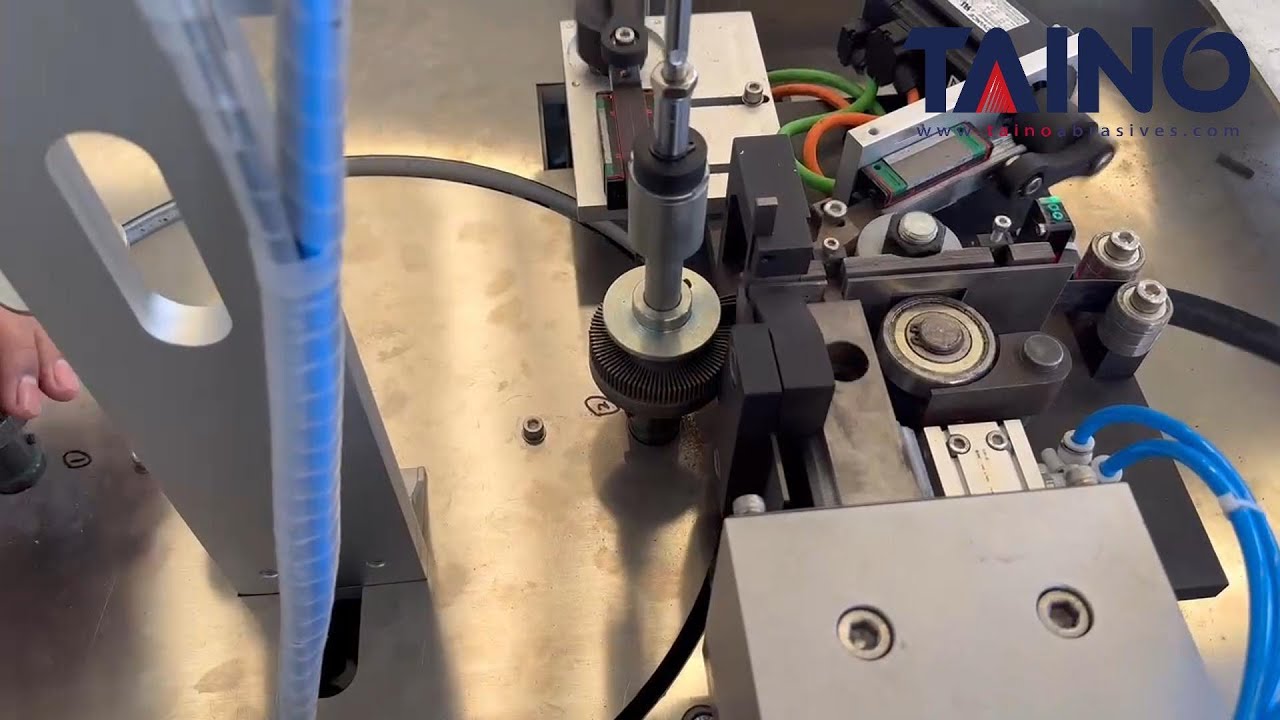 Mounted flap wheel making machine（Flap wheel with shaft making machine ...